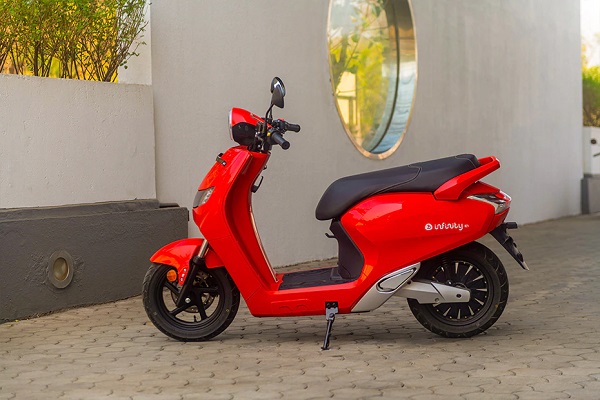 Bounce Infinity E1 Price, Mileage, Images, Colours, Reviews & Specs